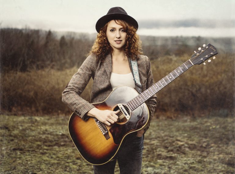 Musician: Tiphanie Doucet | Neon Entertainment