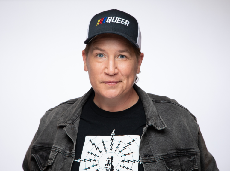 Comedian Kristen Becker | Neon Entertainment