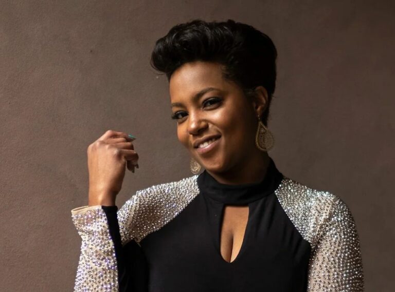 Poet Lady Caress | Neon Entertainment