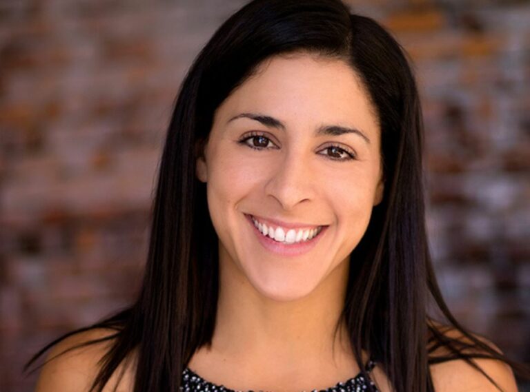 Renee Santos | Neon Entertainment Comedians | Hire a Comedian Today