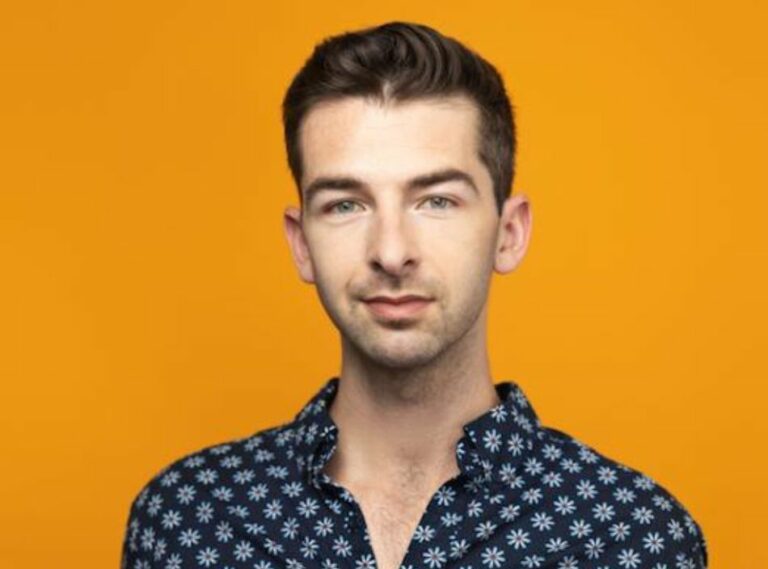 Comedian Conor Janda | Neon Entertainment